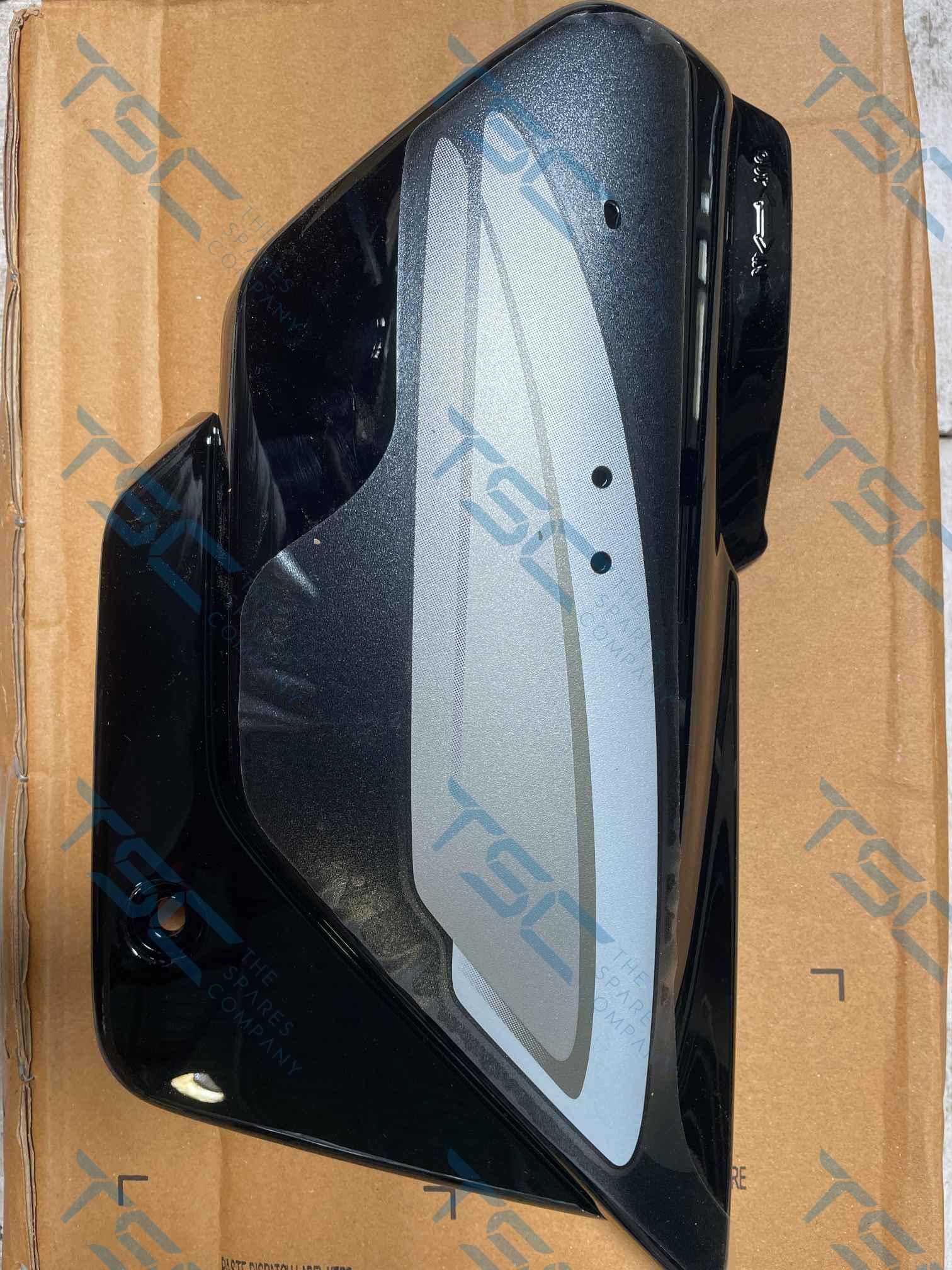HERO GENUINE-R SIDE COVER BLACK NH 1 TYPE 1(83500AAE300RS) – The Spares ...